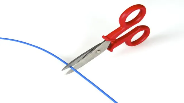How To Strip Thin Wire Without Wire Cutters: Efficient Techniques For ...
